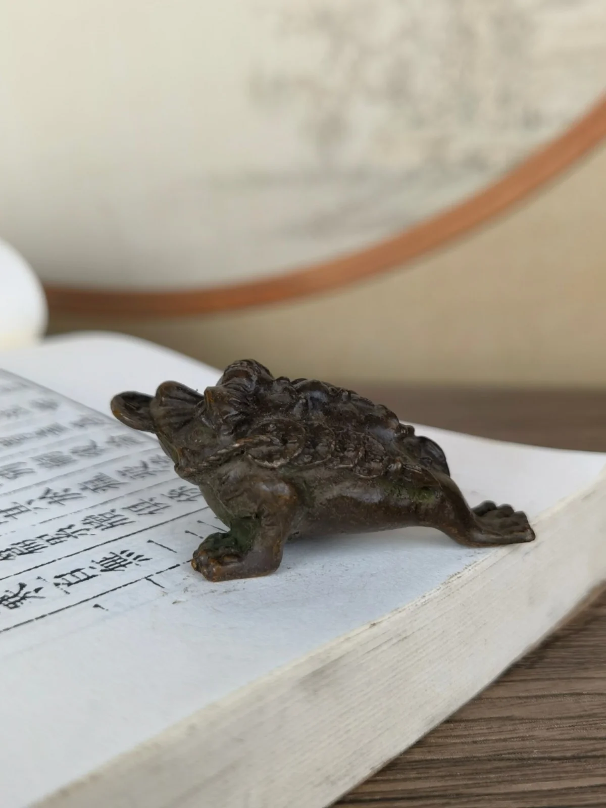 Vintage-Antique-Three-legged-Golden-Toad-Tea-Table-Pet-Home-Wealth ...