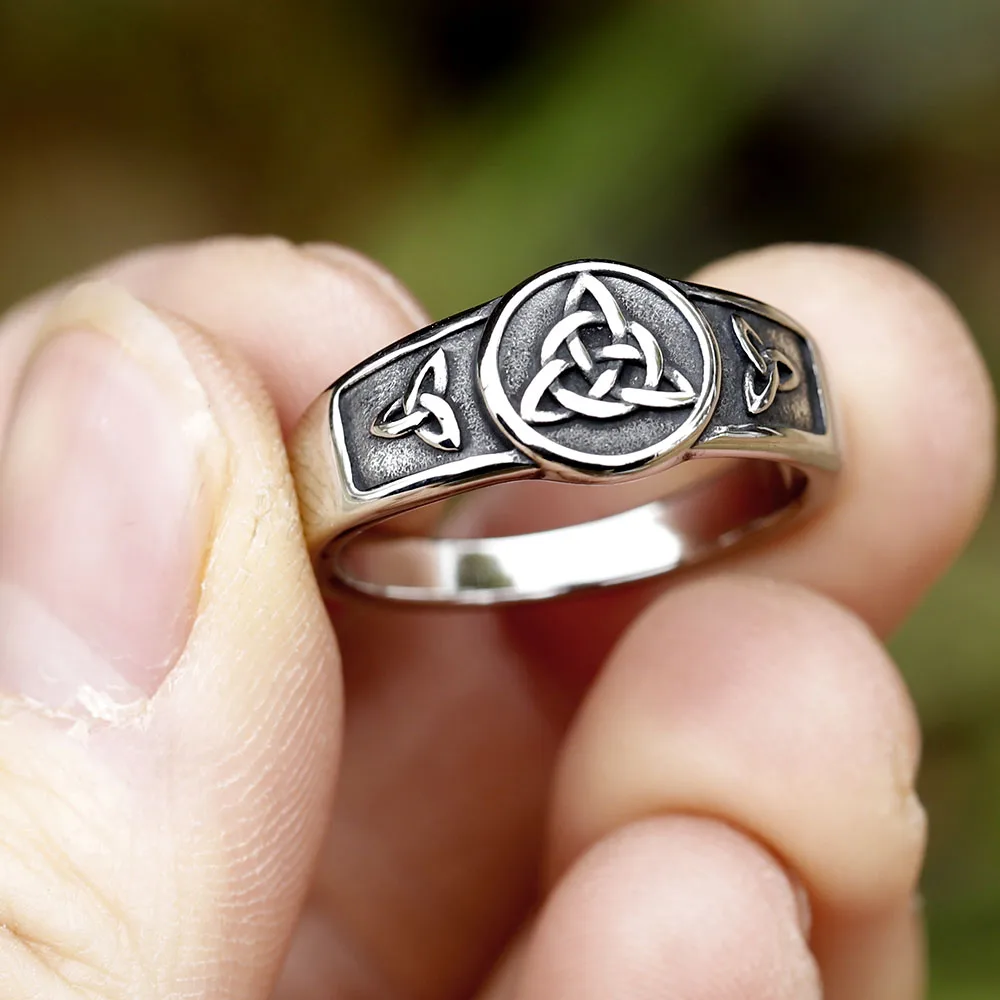Celtic Triquetra Ring – Silver Signet with Trinity Knot Symbol of Unity ...