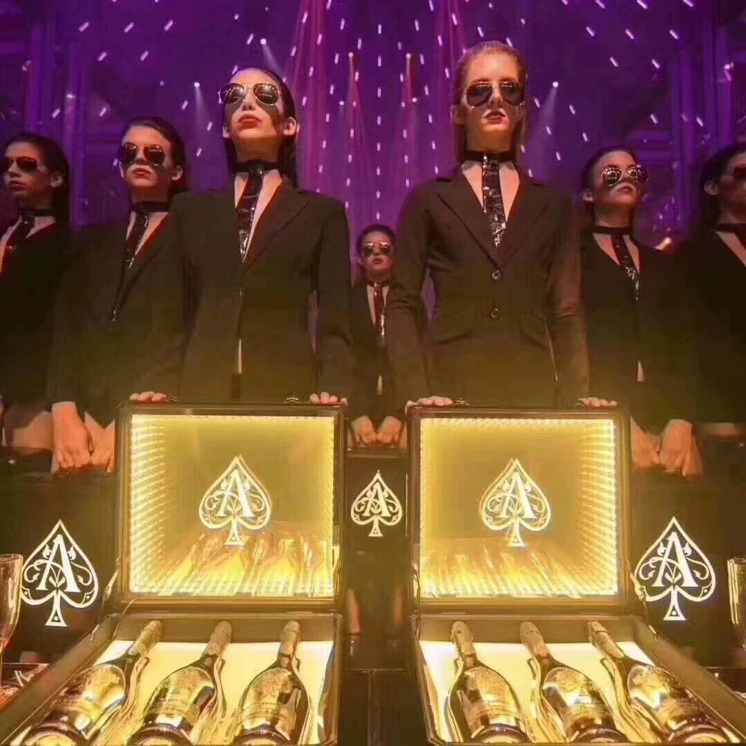 LED-Wine-Presenter-3-Bottles-Rechargeable-Ace-of-Spade-Glorifier-Box ...