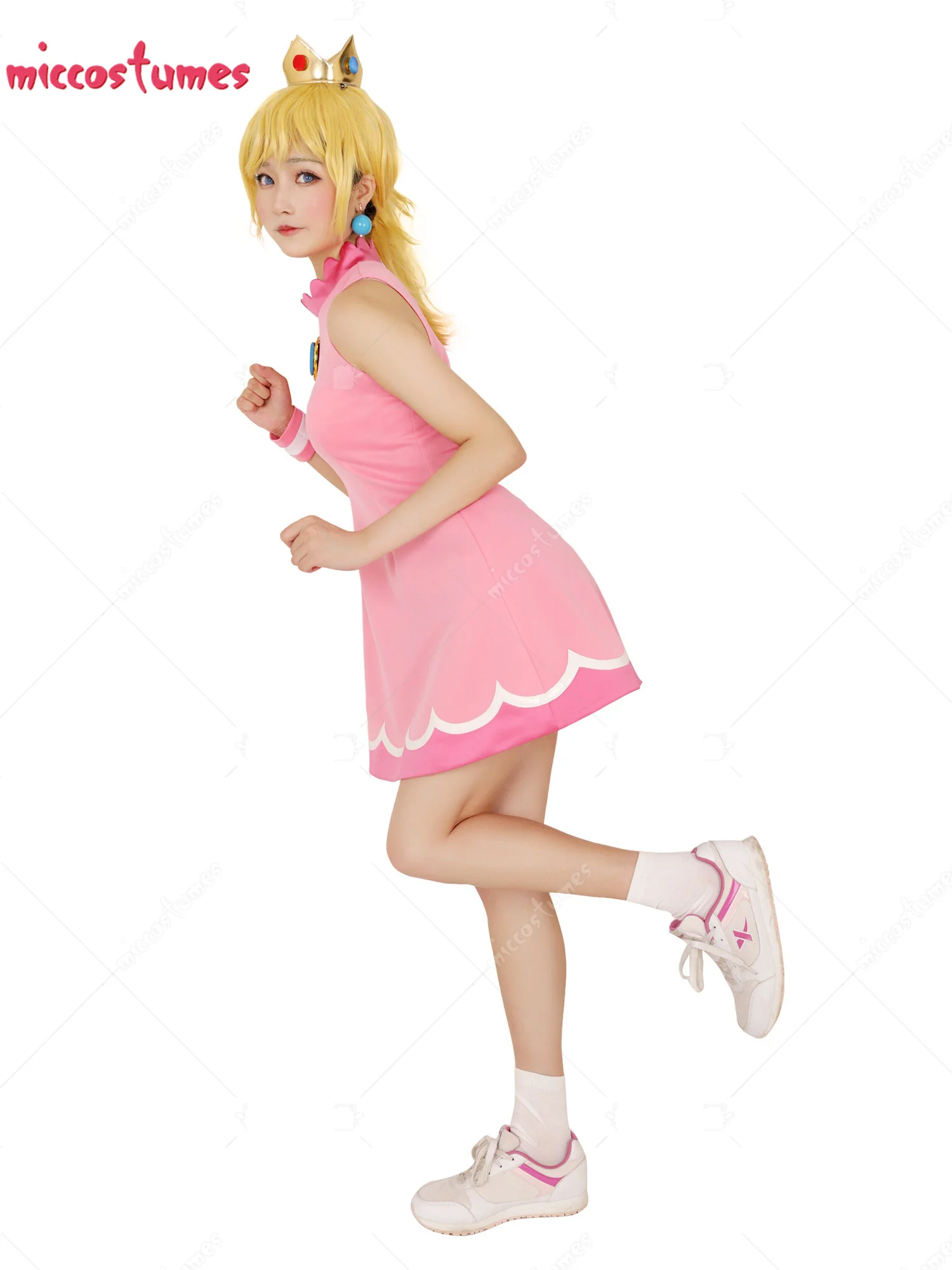 Princess Peach Tennis Costume