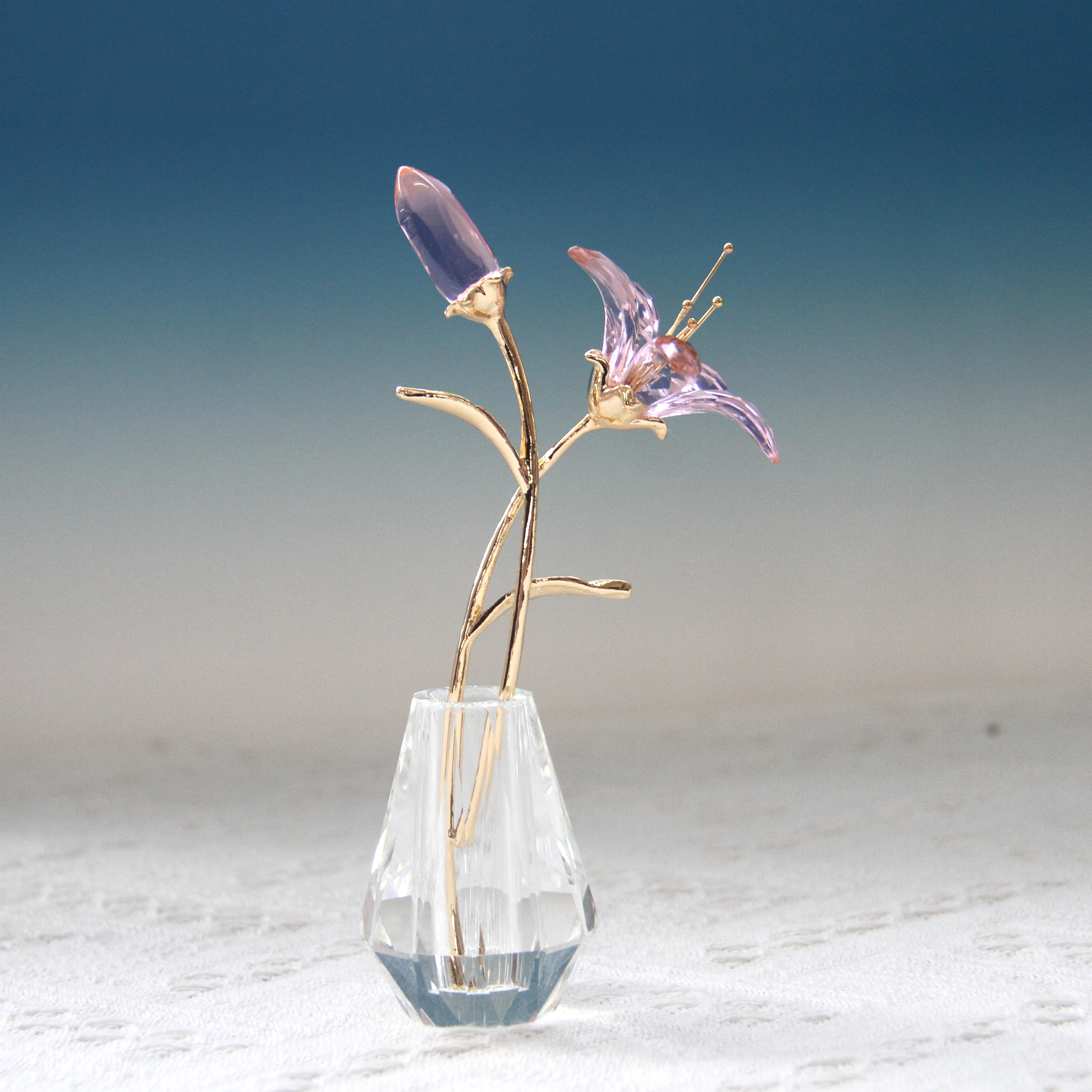 Mini-Crystal-Glass-Greenish-Lily-Flower-Ornament-with-Vase-Simulation ...