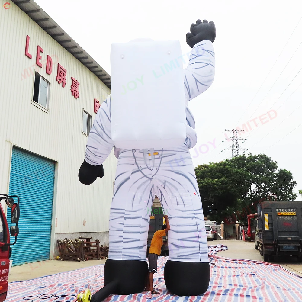 Inflatable Astronaut