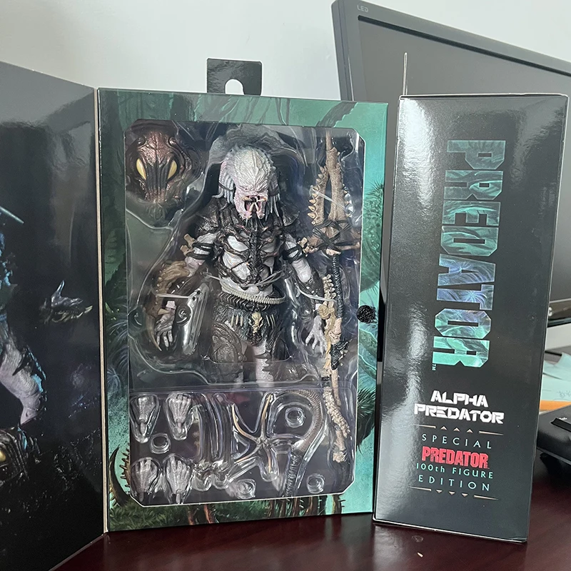 NECA-Alpha-Predator-Figure-Predator-VS-Alien-Edition-Luxry-Alpha ...