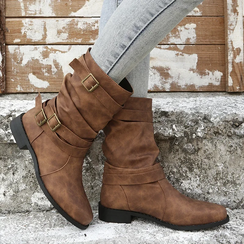 Botas-de-mujer-de-talla-grande-43-botas-cortas-plisadas-con-hebilla-a ...