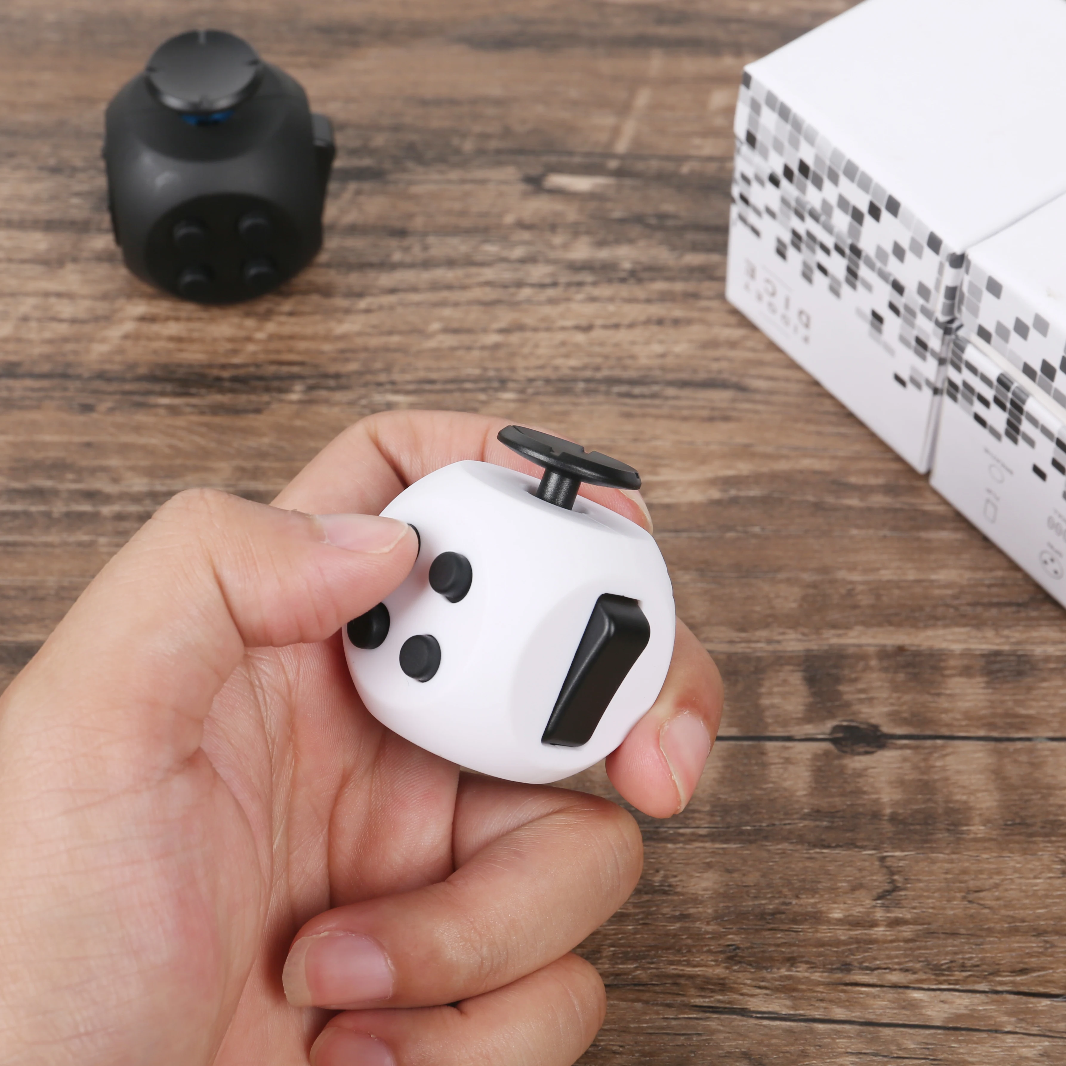 Fidget Toys Anti Stress Fingertip Toys cube Decompression Dice for ...