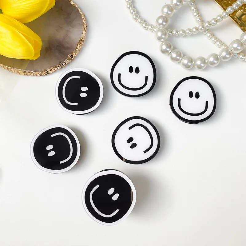 Pop-3D-Finger-Grips-Tok-Grip-Sockets-Phone-Holder-Smiley-face-solid ...