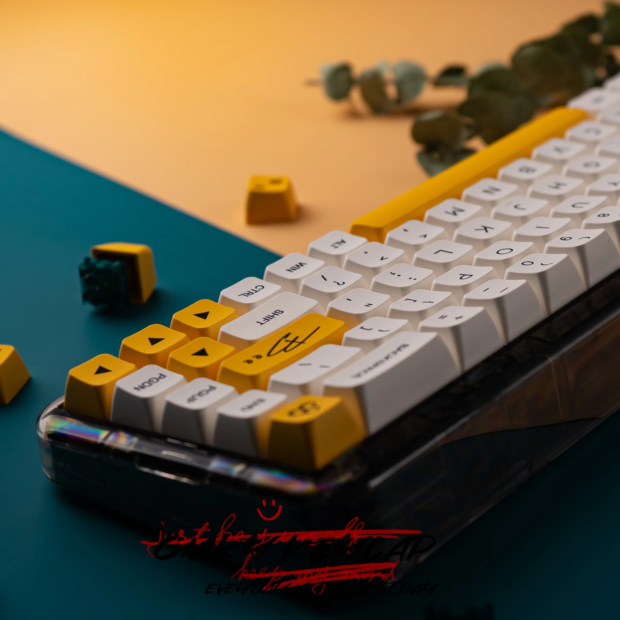 GMKY-Keycaps-Milk-BEE-MDA-Height-Keycap-English-Japanese-Dye ...