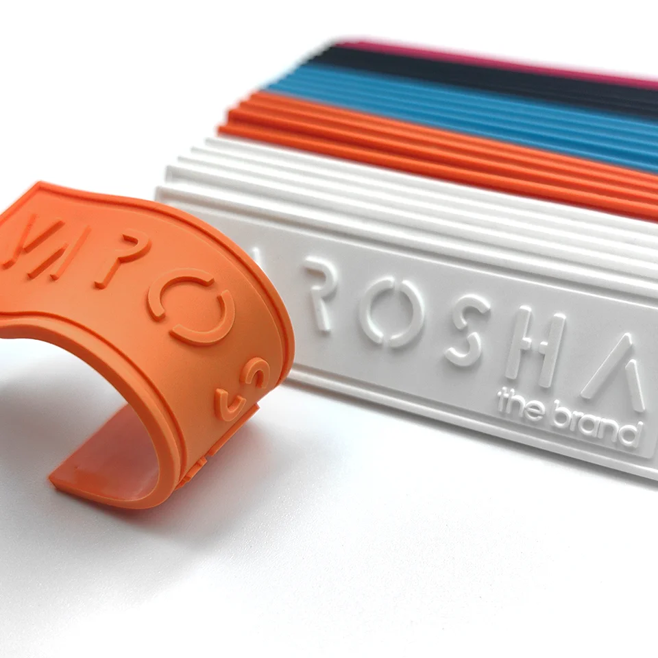 Custom-3D-Embossed-LOGO-Rubber-Patch-Sew-on-Clothing-Soft-PVC-Silicon ...