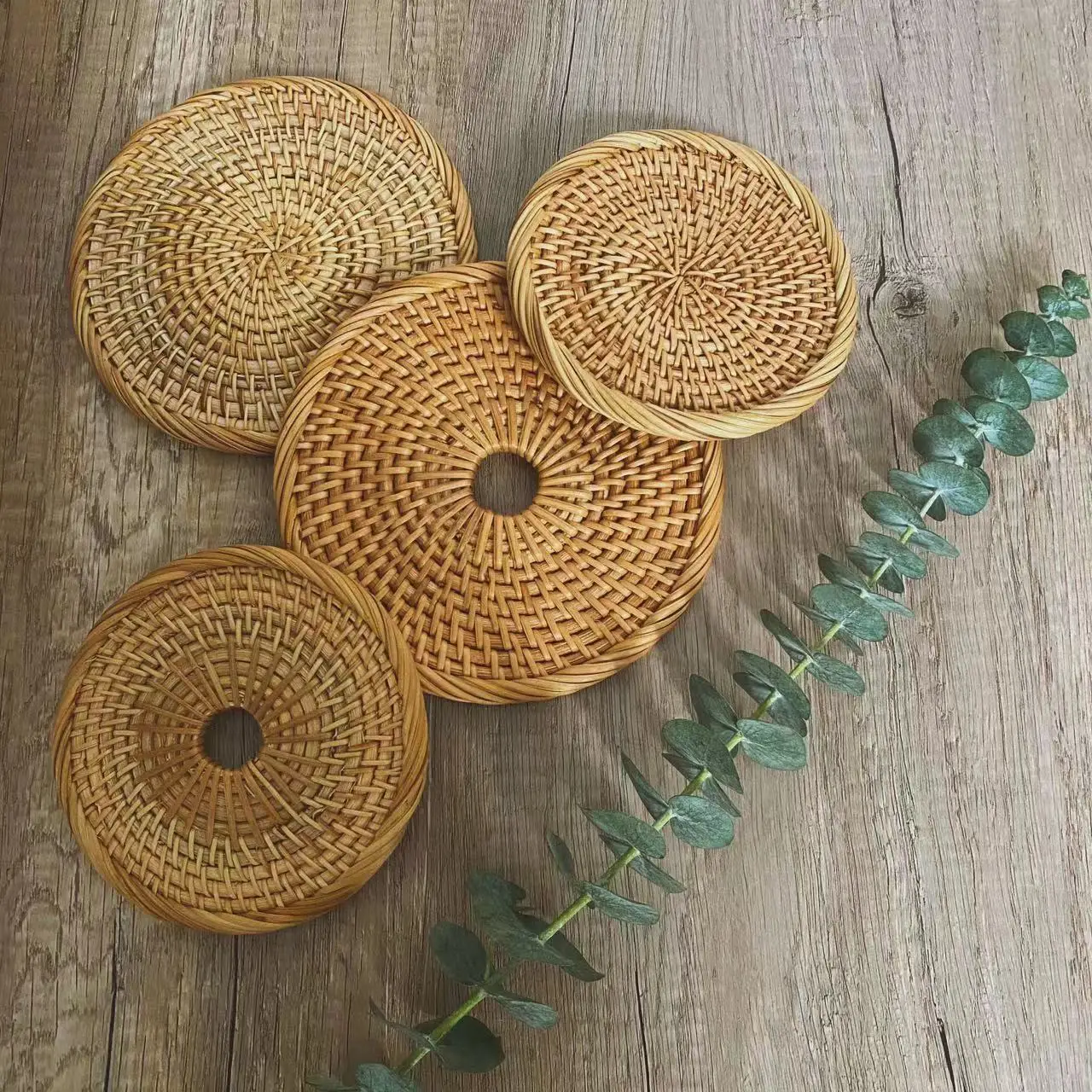 Handmade-Rattan-Coaster-Placemat-Round-Natural-Kitchen-Dining-Tableware.jpg
