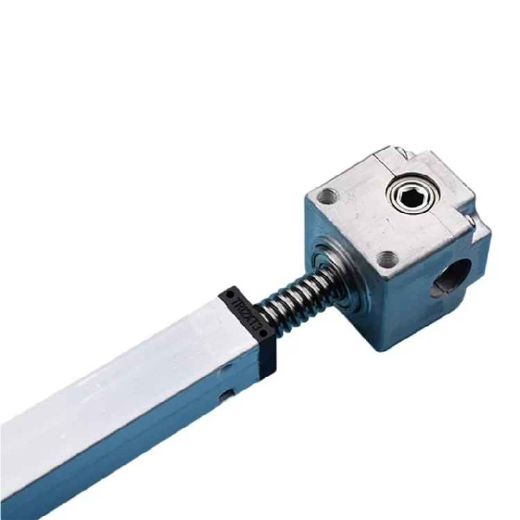 Hand-Cranked-Screw-Rod-Lifter-Sample-Special-Shot.jpg