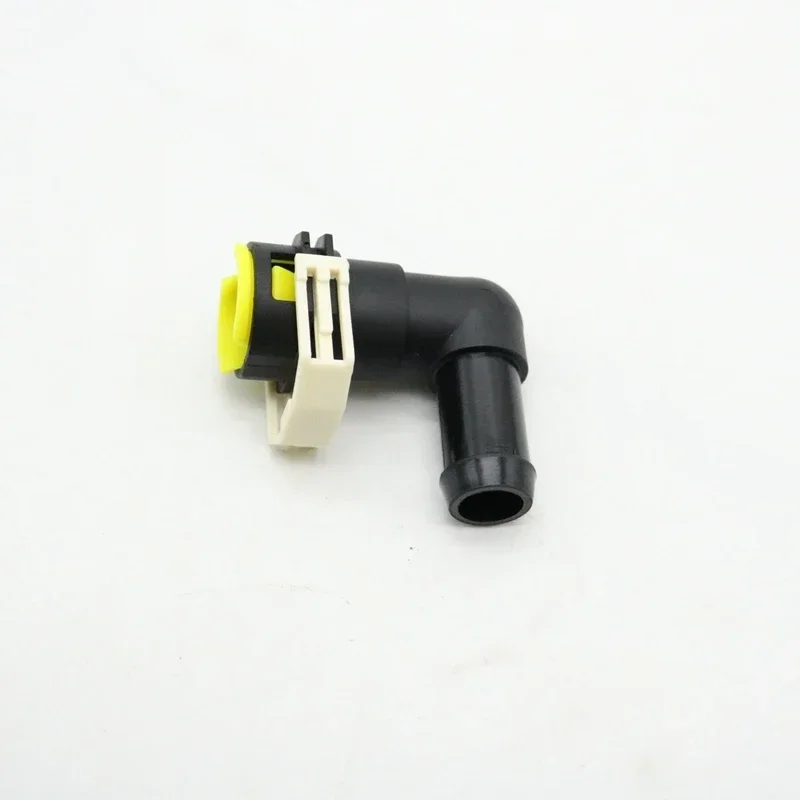 Car Heater Water Hose Connector B37F61240 B37F-61-240 for Mazda CX7 ...