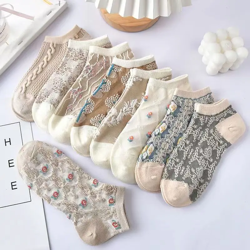 3/6/9 Pairs Women's No Show Socks Victorian 3D Embroidery Retro Boho ...