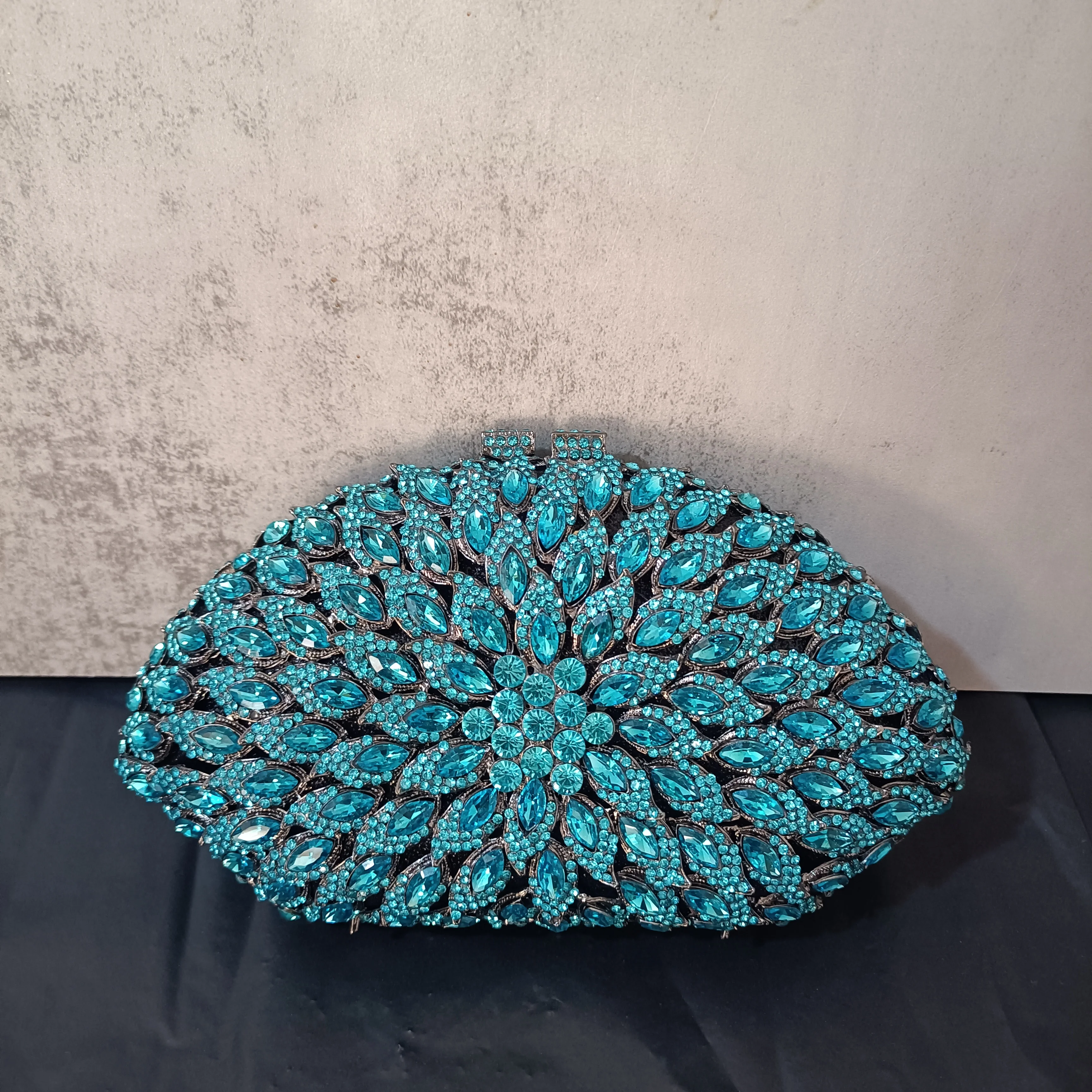 New-Elegant-Blue-Flower-Wedding-Bridal-Purse-Hollow-Out-Diamond-Gala ...