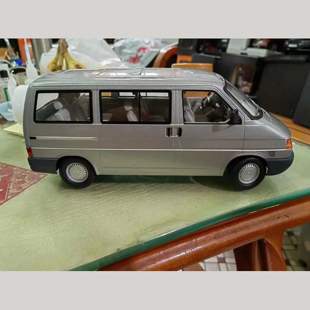 Die-cast-VW-T4-Van-Red-1-18-Scale-Alloy-Simulation-Car-Model-Metal ...