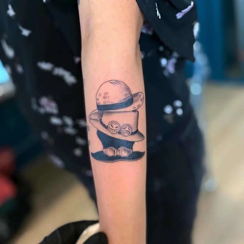 One piece hand tattoo | Orangetattooshop.com