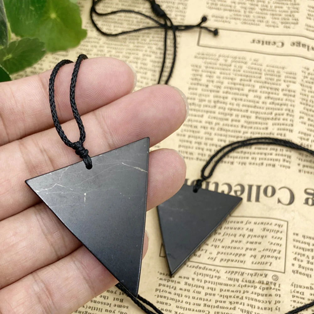 Mineraali-Triangle-Shape-Pendant-Natural-Shungite-Necklace-Reiki-Black ...