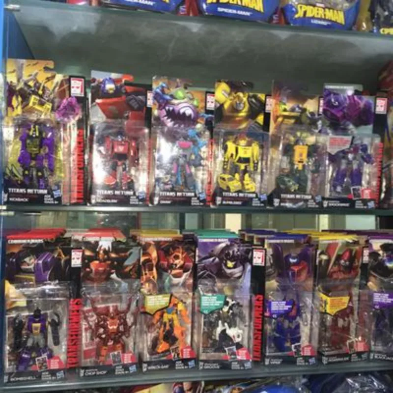 Hasbro-Transformers-IDW-Commander-Class-GW-Series-Bumblebee-Shockwave ...