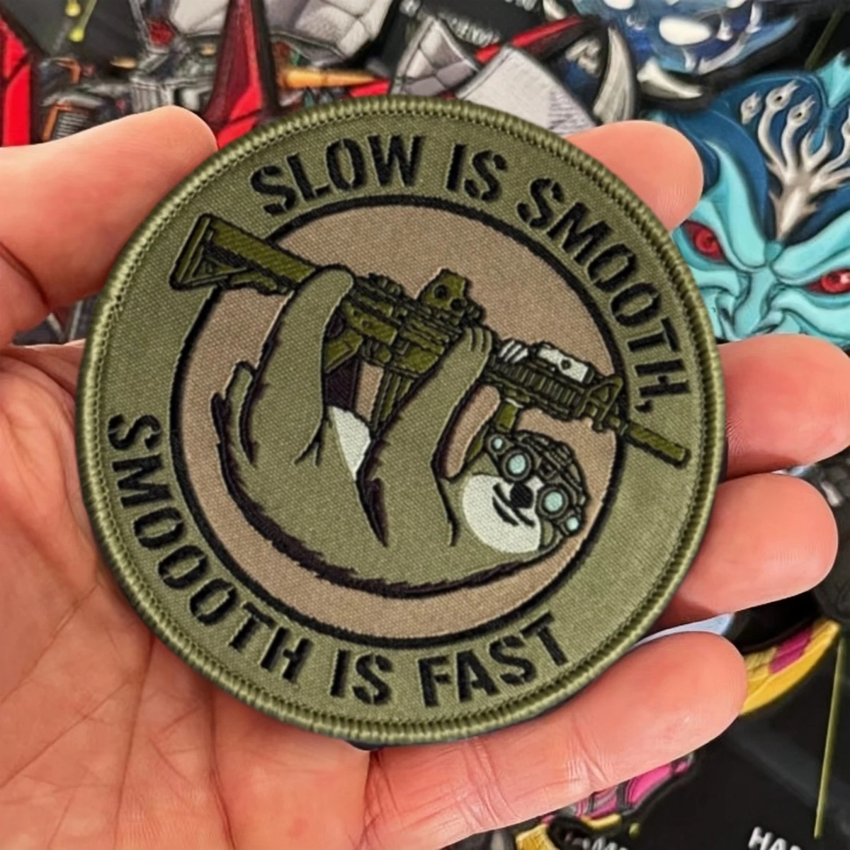 Patch Tattico Ricamato con Riccio Lento, 'Slow Is Smooth, Smooth Is ...