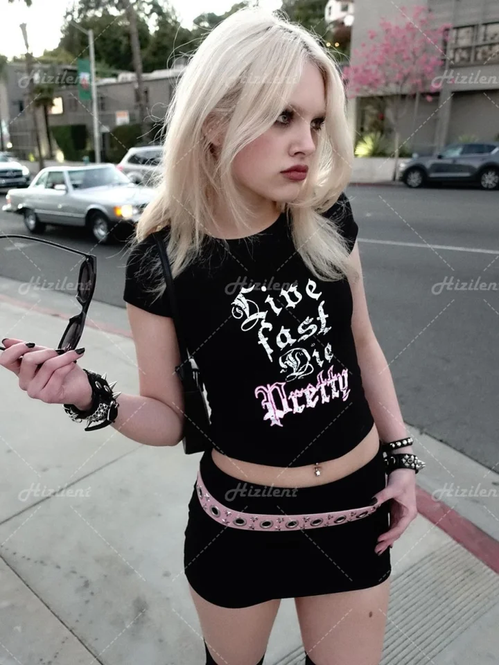 Early 2000s Punk Fashion