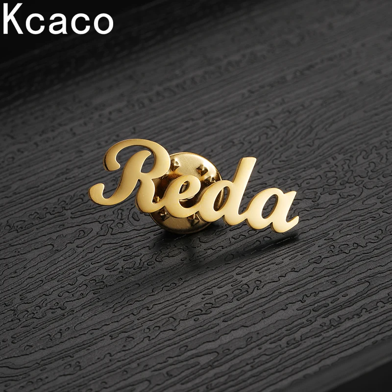 Broche-de-nombre-personalizado-de-acero-inoxidable-para-hombre-y-mujer-Pin-de-letras-de-Color.jpg