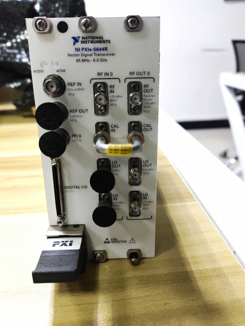 NI PXIe 5644R 782376 01 벡터 신호 분석기 및 발전기 782376 01| | - AliExpress