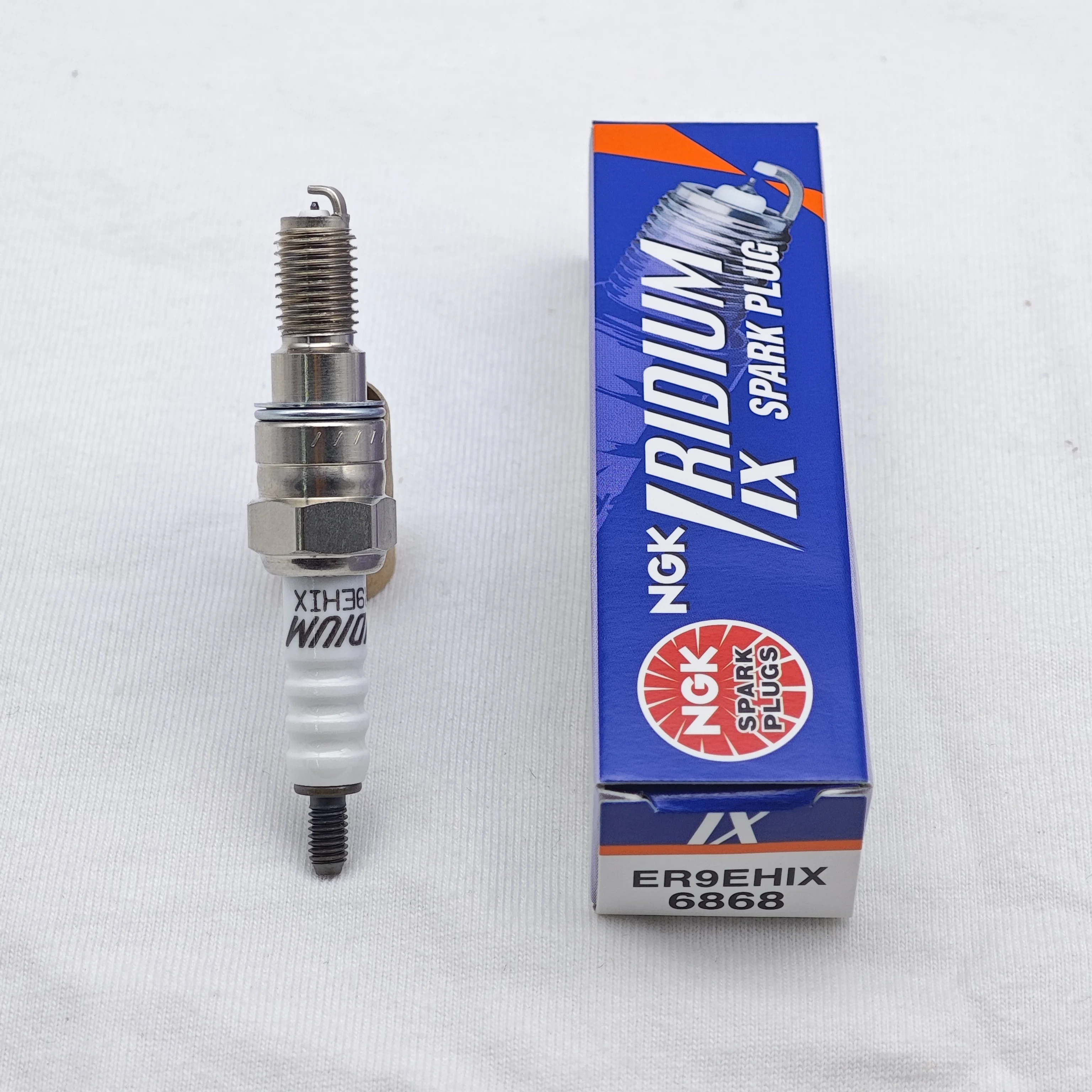 1pcs Original NGK Spark Plug ER9EHIX 6868 96652 Suitable For Upgrade ...