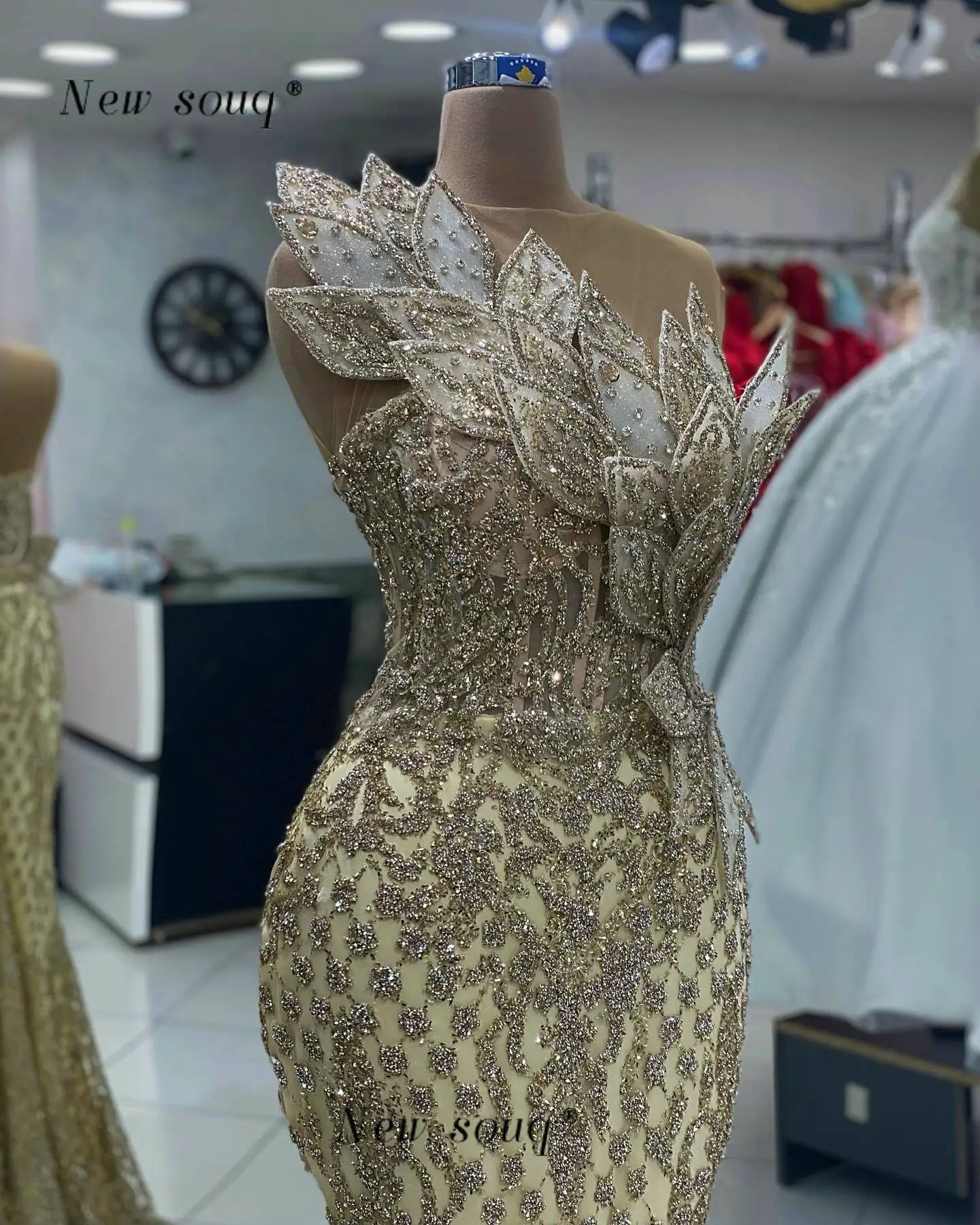 Robe-de-Soir-e-Longue-en-Forme-de-Sir-ne-Corset-en-Paillettes-Style ...