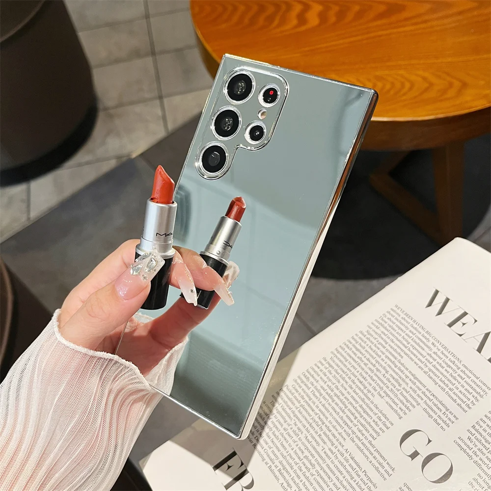 Elegant Gold Mirror Smartphone Case - Premium Luxury Design for S24 ...