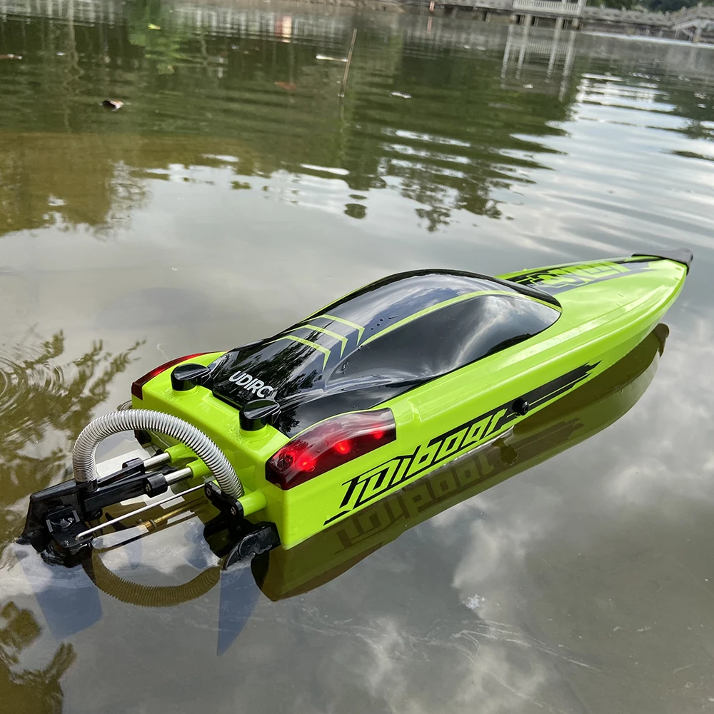 UDI-R-C-UDI018-Large-RC-Speed-Boat-2-4G-4WD-40-45km-h-Remote-Control.jpg