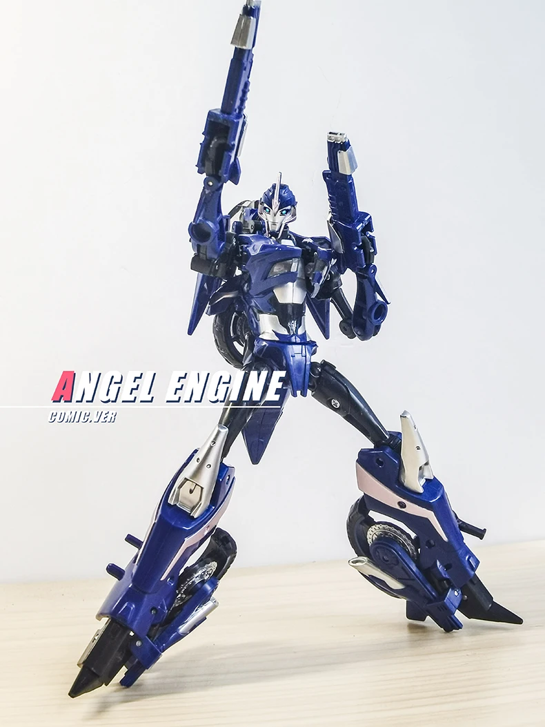 Transformers Prime Arcee Toy