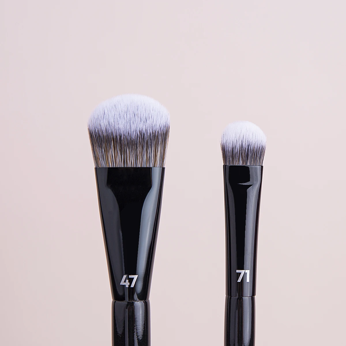 PRO-47-Foundation-Brush-Broom-Foundation-Shadow-Blending-Blush-Liquids ...