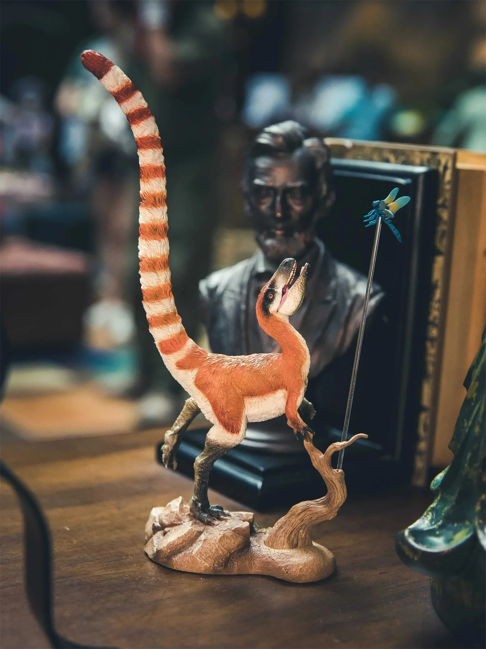 TNG-Sinosauropteryx-Model-Animal-Compsognathus-Dinosaur-Figure ...