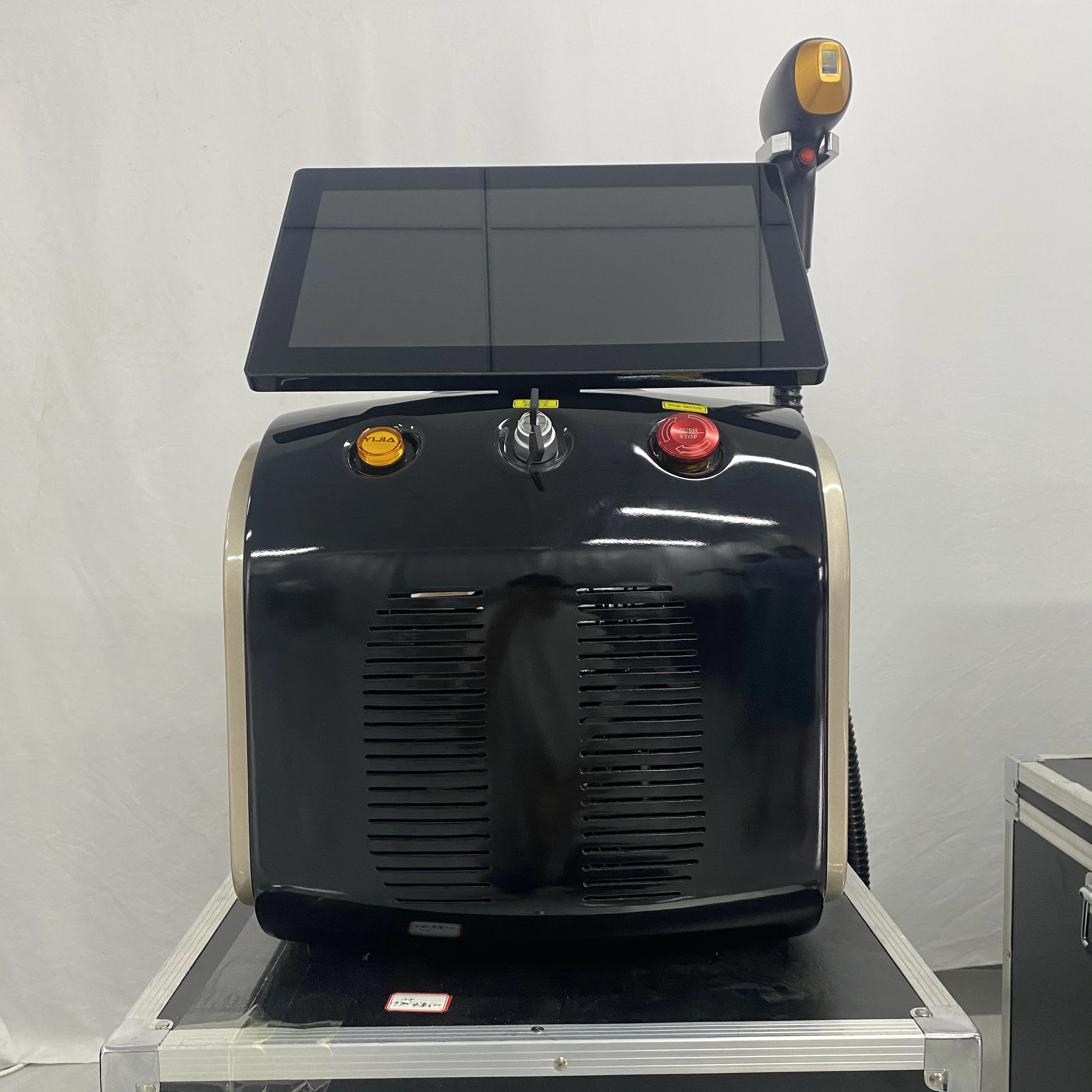 Professional-Ice-Titanium-808-diode-Laser-Hair-Removal-3-wavelength-All ...