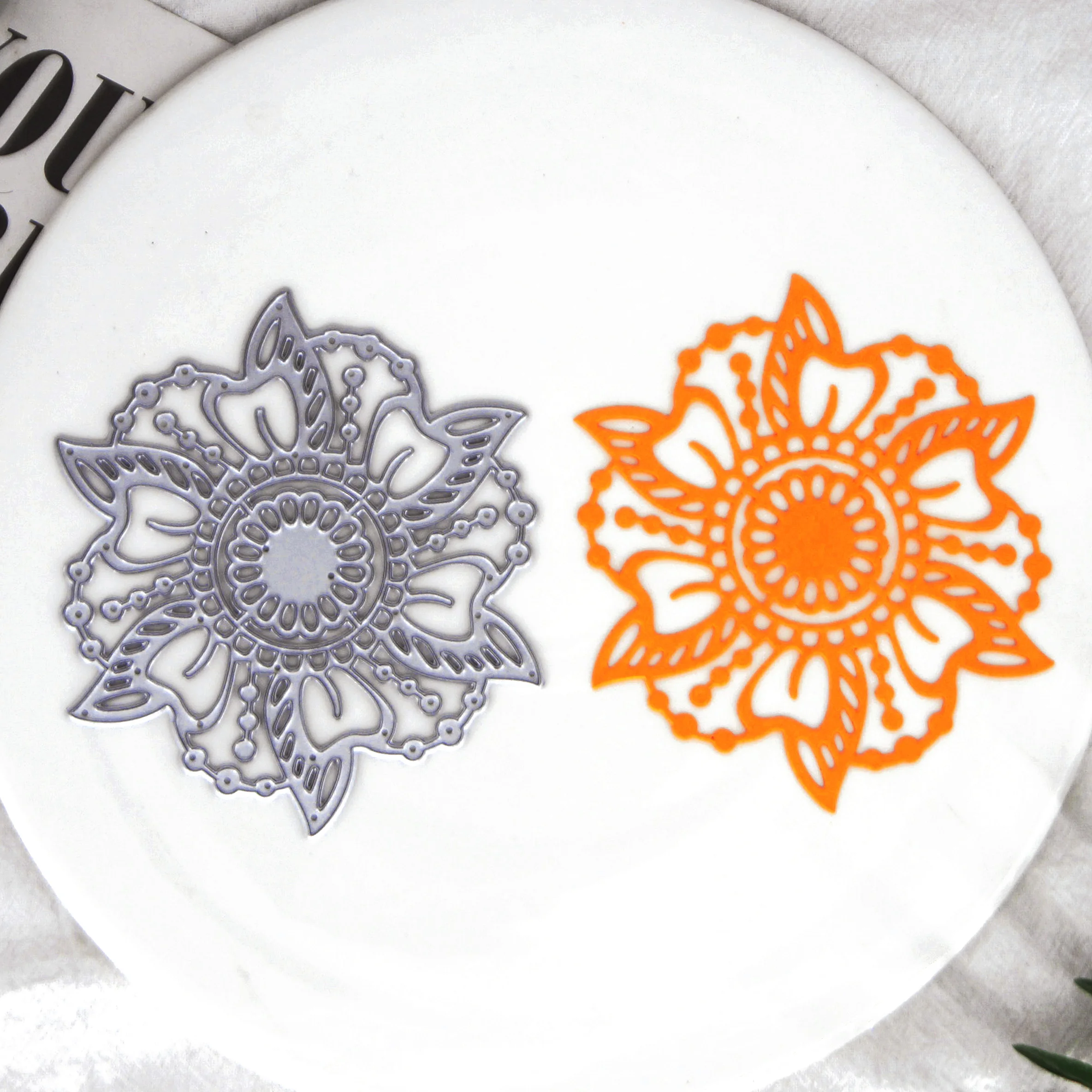 Die-Cut-Abstract-Rotate-Flower-Metal-Cutting-Dies-Cutting-For-Greeting ...