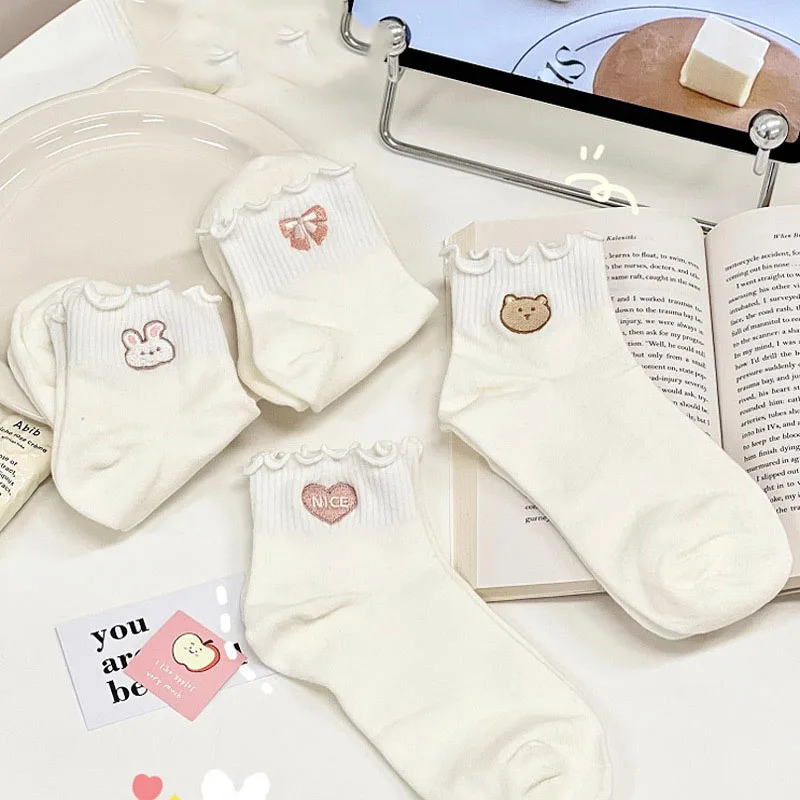 4-Pairs-Of-White-Women-s-Cotton-Ruffled-Short-Socks-Sweet-And-Cute ...