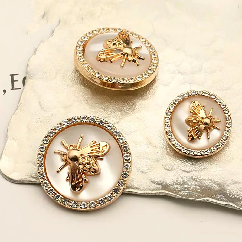 Round-Gold-Three-dimensional-Little-Bee-Buttons-for-Clothing-Luxury ...