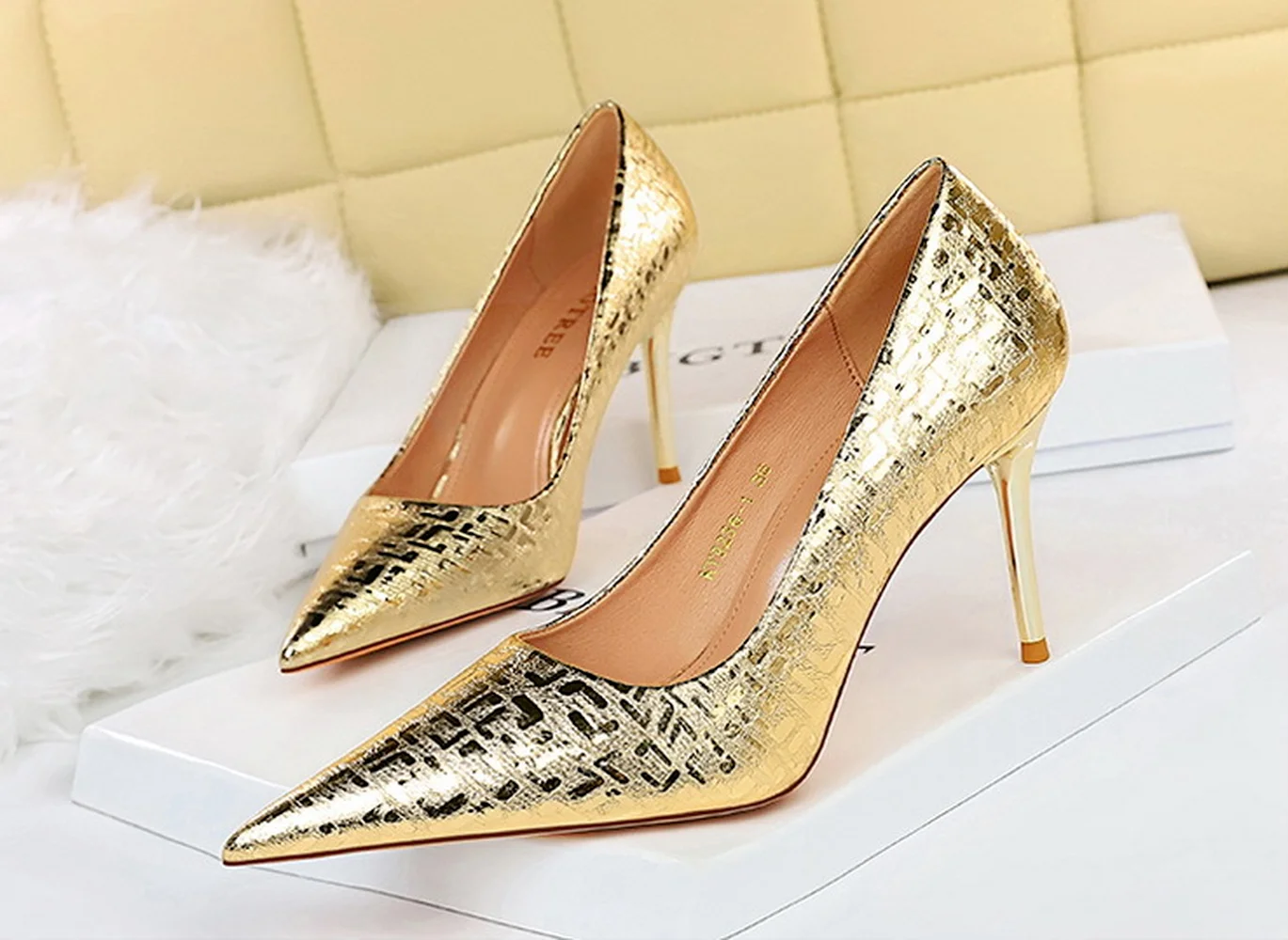 Mode Féminine PU8.5 Cm Noir Chaussures à Talons Aiguilles Bout Pointu ...