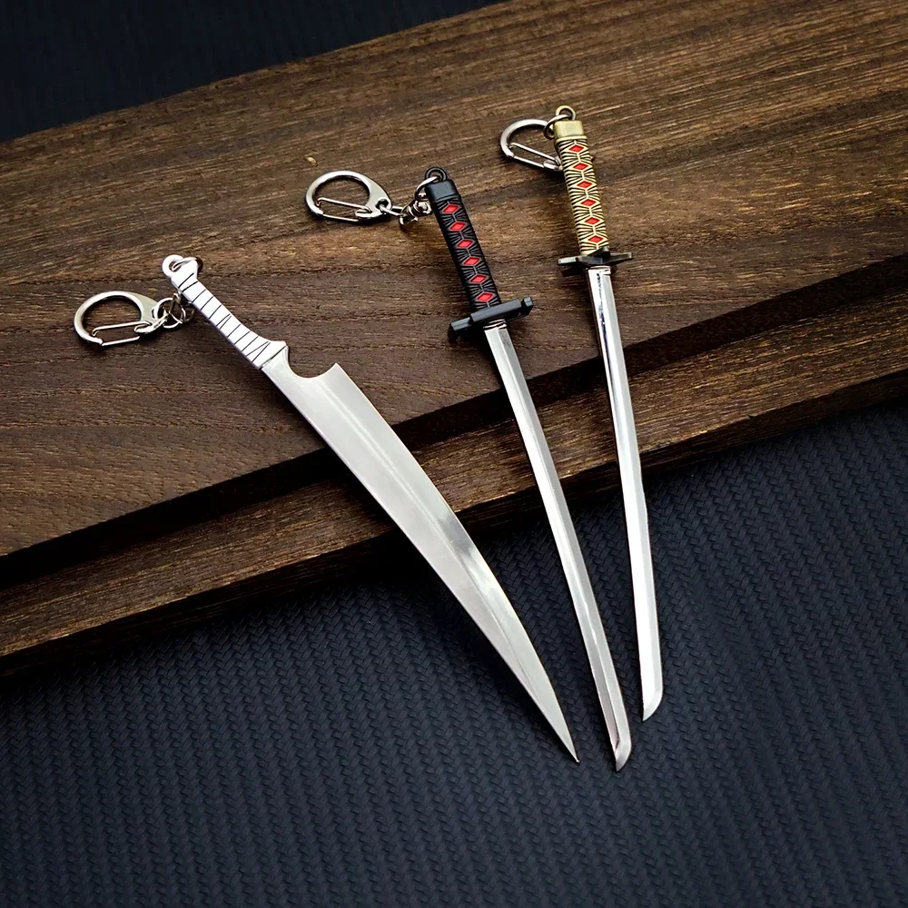 Bleach-Keychain-Kurosaki-Ichigo-Sword-Key-Chain-Hitsugaya-Toushirou ...