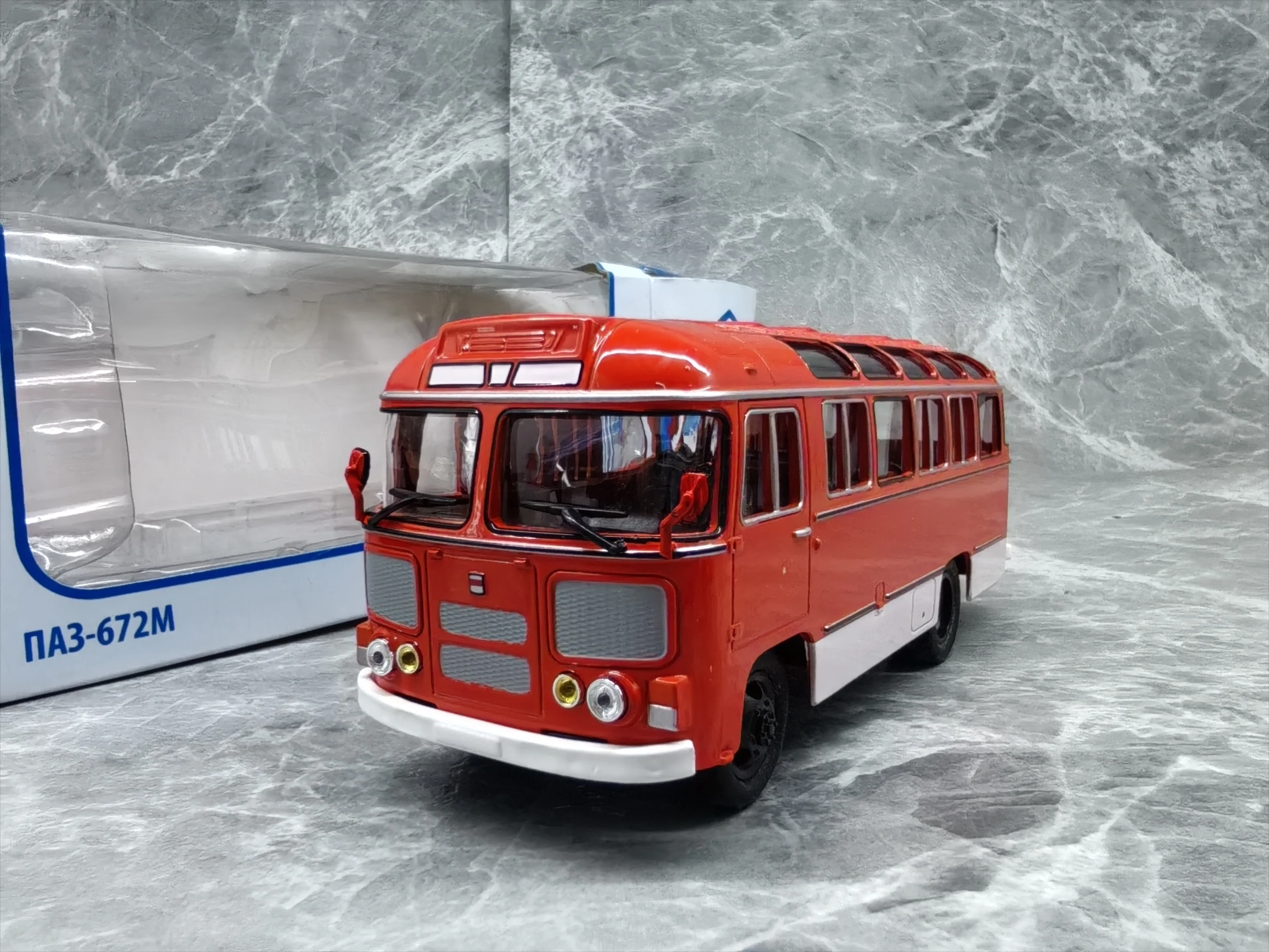 Diecast-1-43-Scale-Russian-Public-Transit-Bus-AB-NA3-672M-Alloy-Car ...
