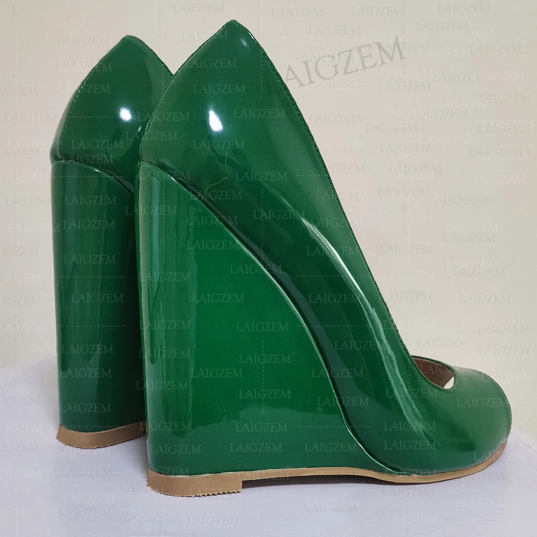 LAIGZEM Frauen Pumpen Slip Auf Peep Toe Keil Glänzenden High Heels ...