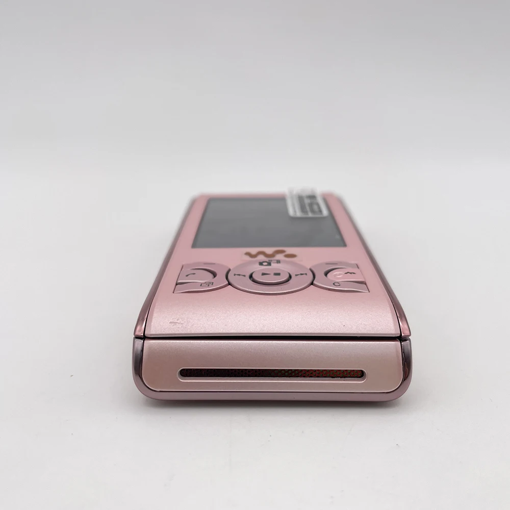 Sony Ericsson Walkman Pink