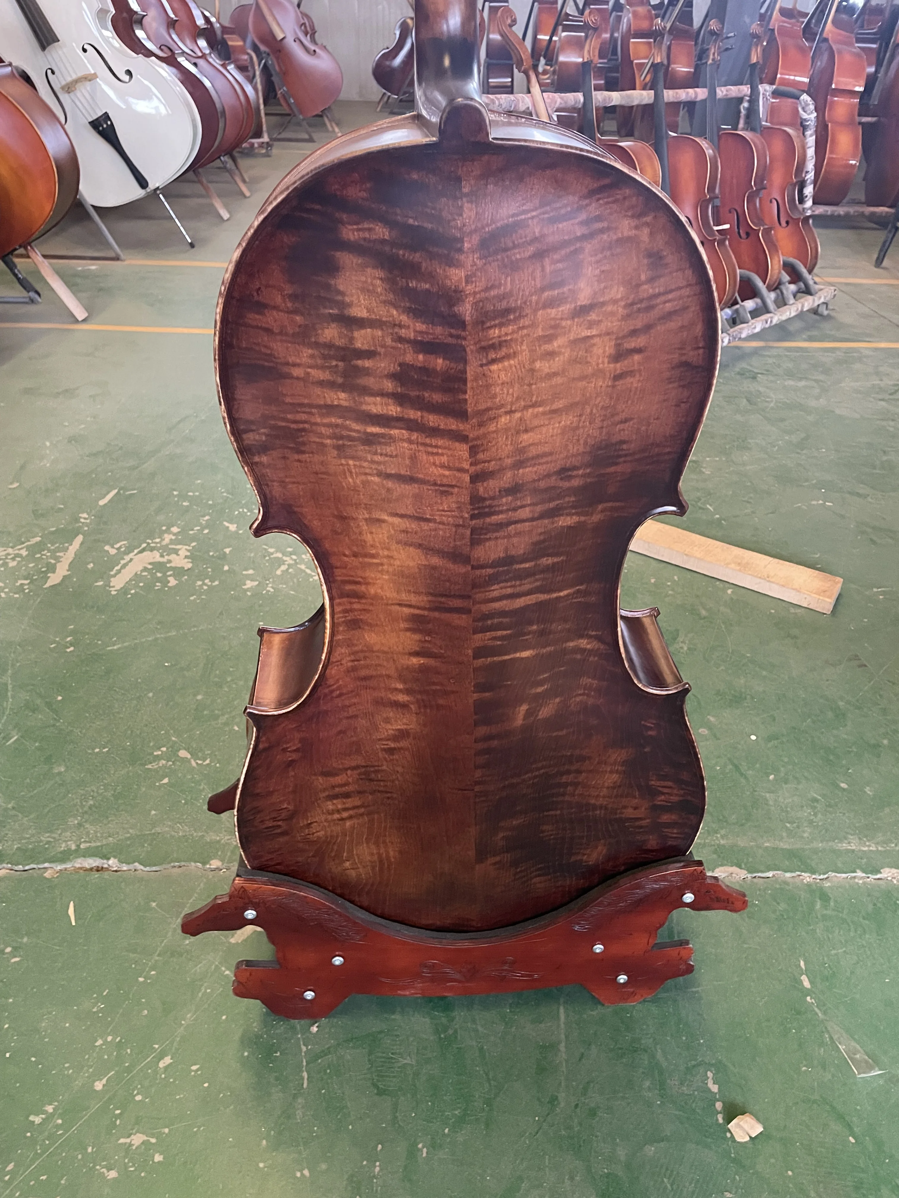 Cutaway Cello Scroll