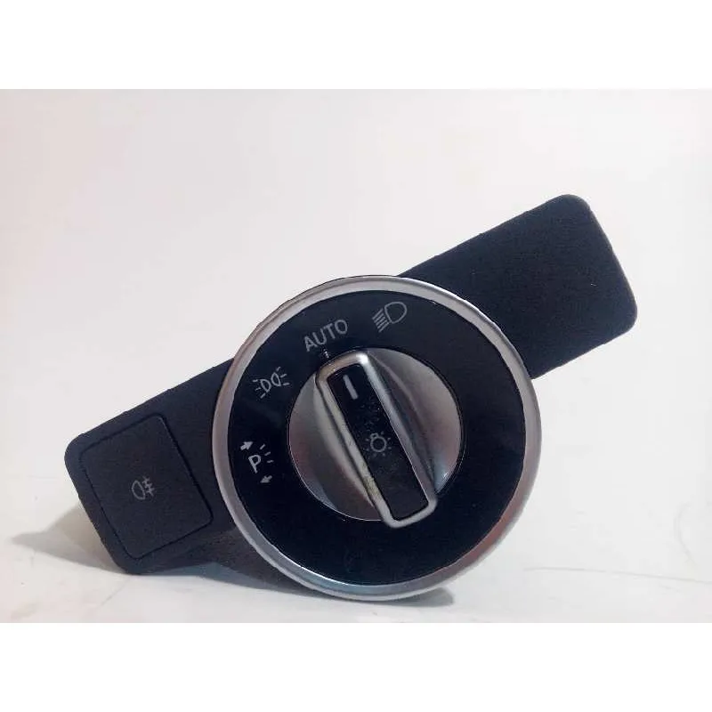 Knob lights/A2129050551/A21290505519107 / 5371641 serves for MERCEDES ...