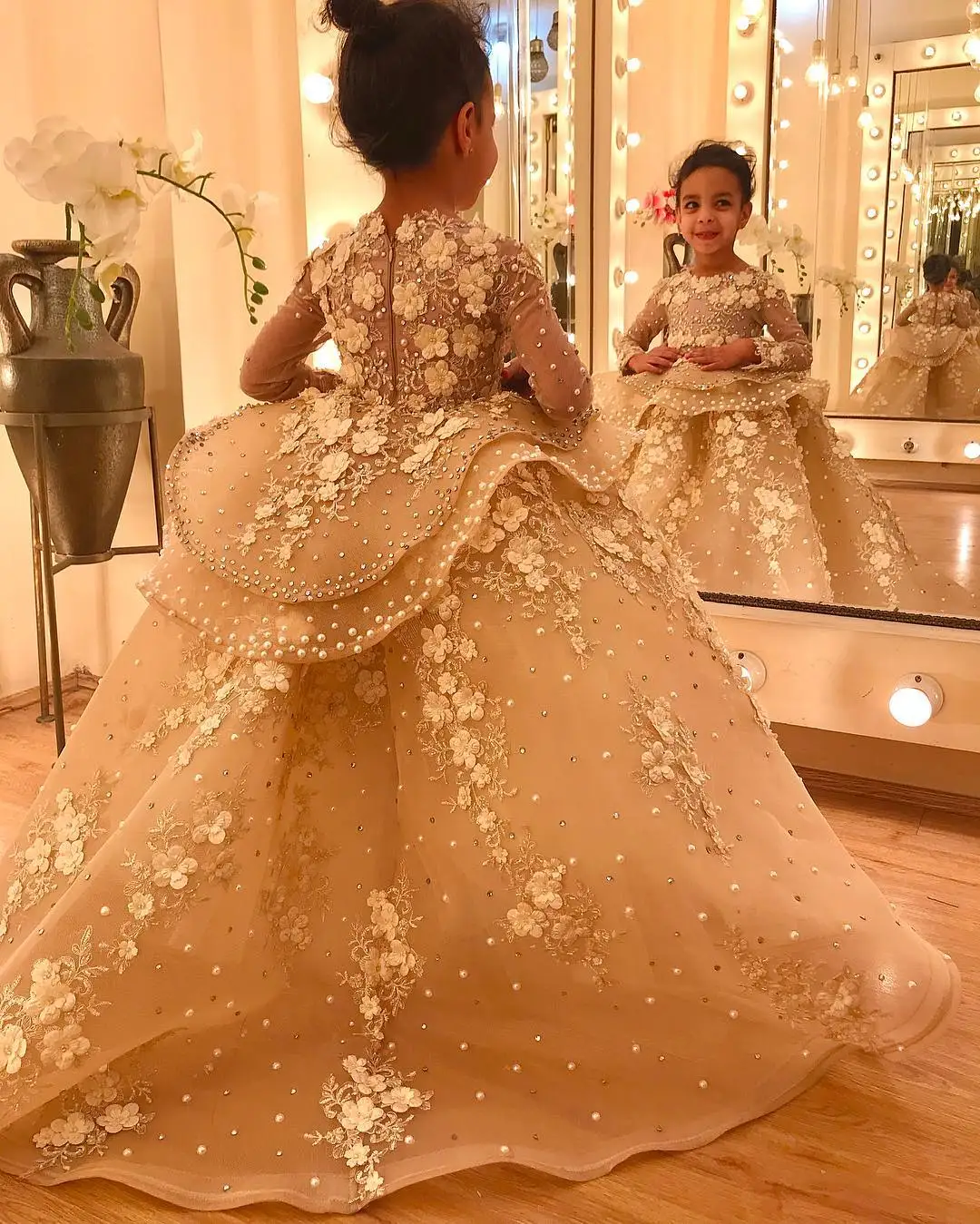 FATAPAESE-Vintage-Princess-Junior-Bridesmaid-Luxurious-Gown-Long-Sleeve-Illusion-Lace-Floral ...