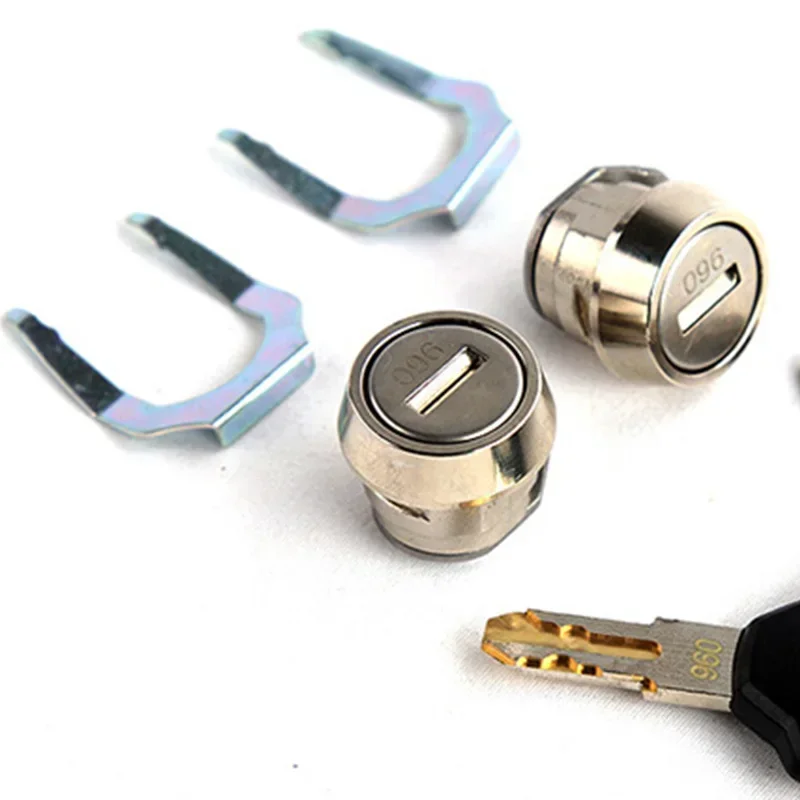 New-High-Quality-Motorcycle-Handlebar-Lock-Key-lock-Core-Plug-Universal ...