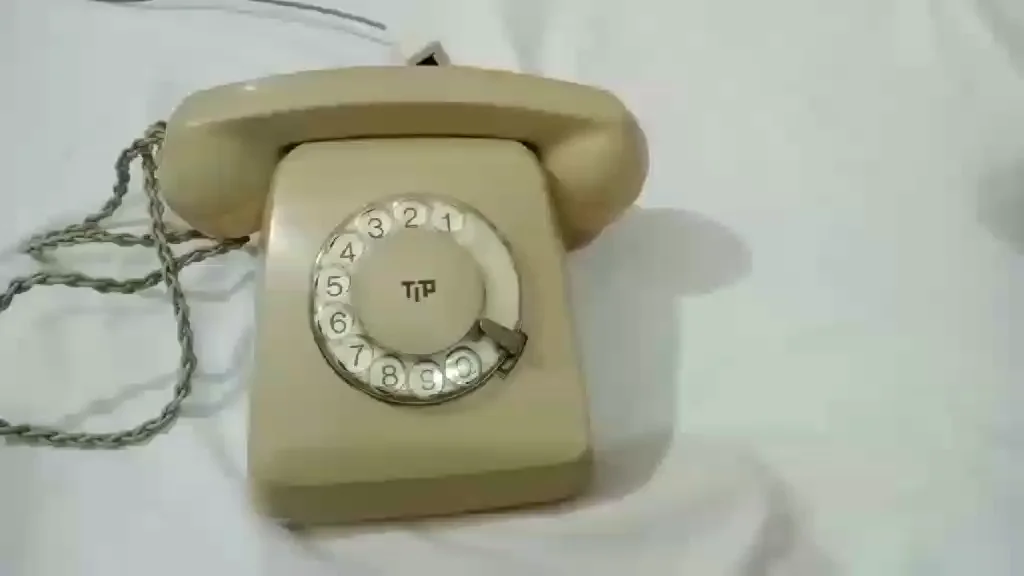 Antique telephone set | Daraz.pk