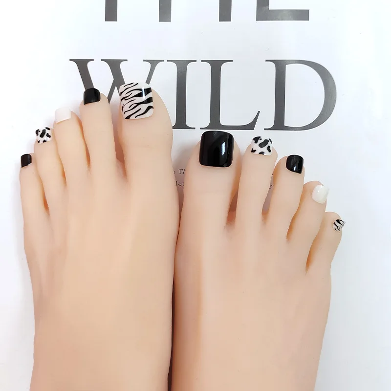 Toenail Art Designs Zebra