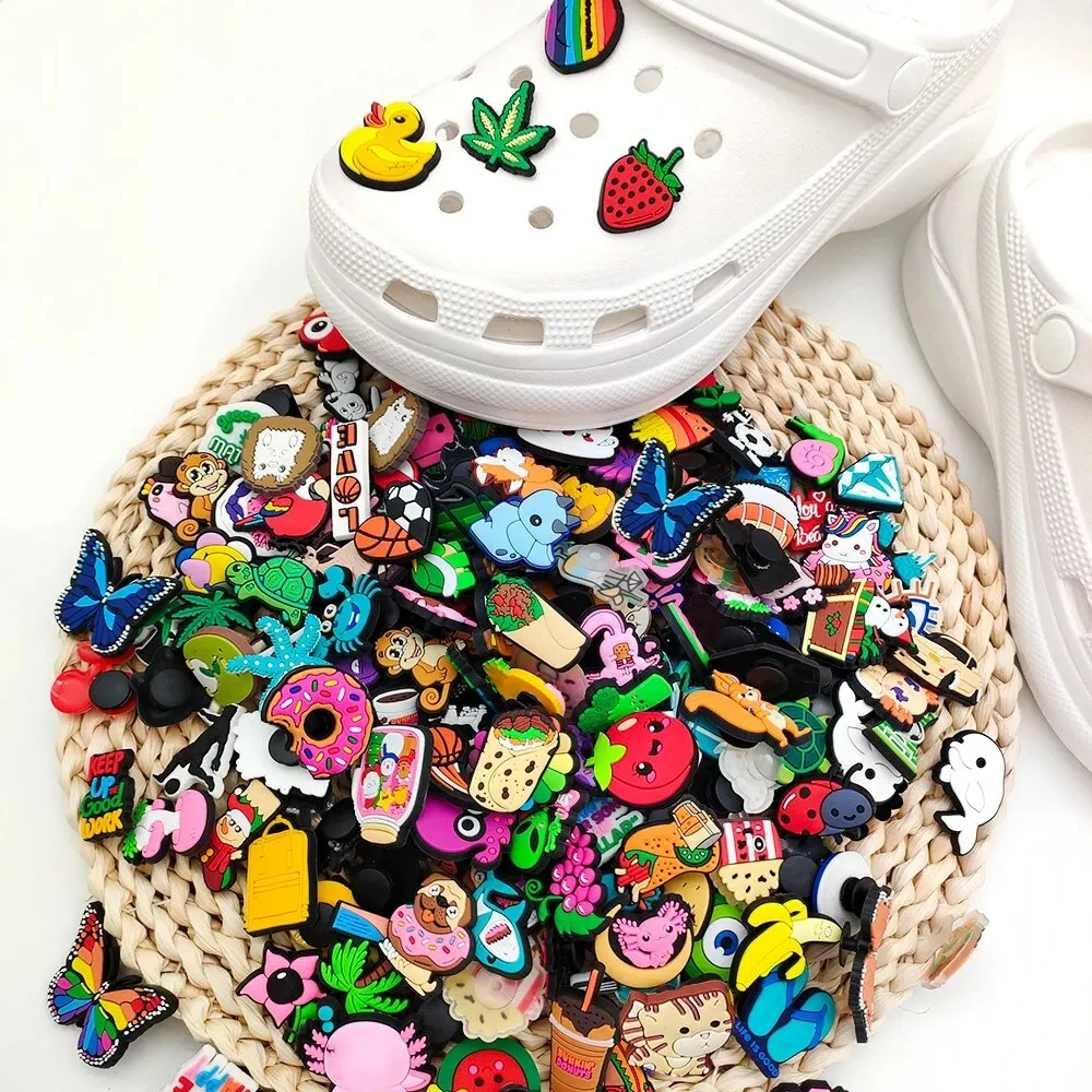 10-20-30-50-100PCS-Cartoon-Shoe-Charms-for-Clogs-Bubble-Slides-Sandals ...