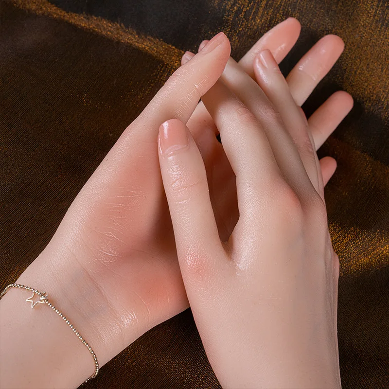Platinum Silicone Mannequin Hand With Flexible Fingers And Wrist For ...