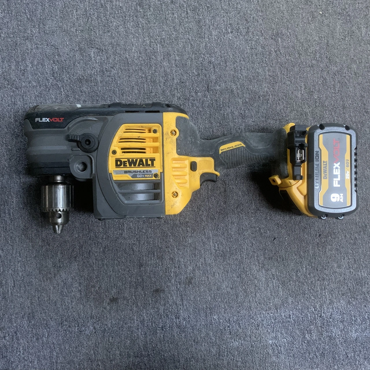 DeWalt-DCD460-60V-Max-Li-IOn-Flexvolt-travetto-Drill-Stud-Bare-include-9-0AH-batteria-di.jpg